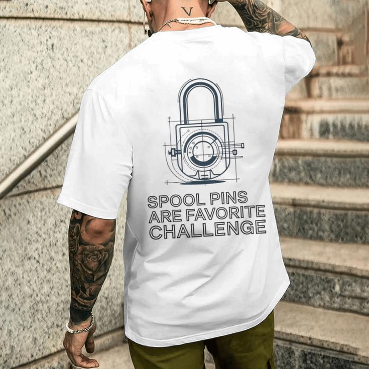 Spool Pins Challenge Enthusiast Lock Picking Expert Men's Back Print T ...